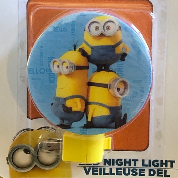 Wall Decor | Despicable Me Minions Night Light New In The Package ...